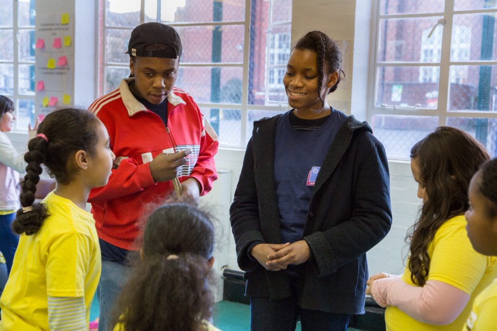 Lead into Guiding - Girlguiding Greater London Kent